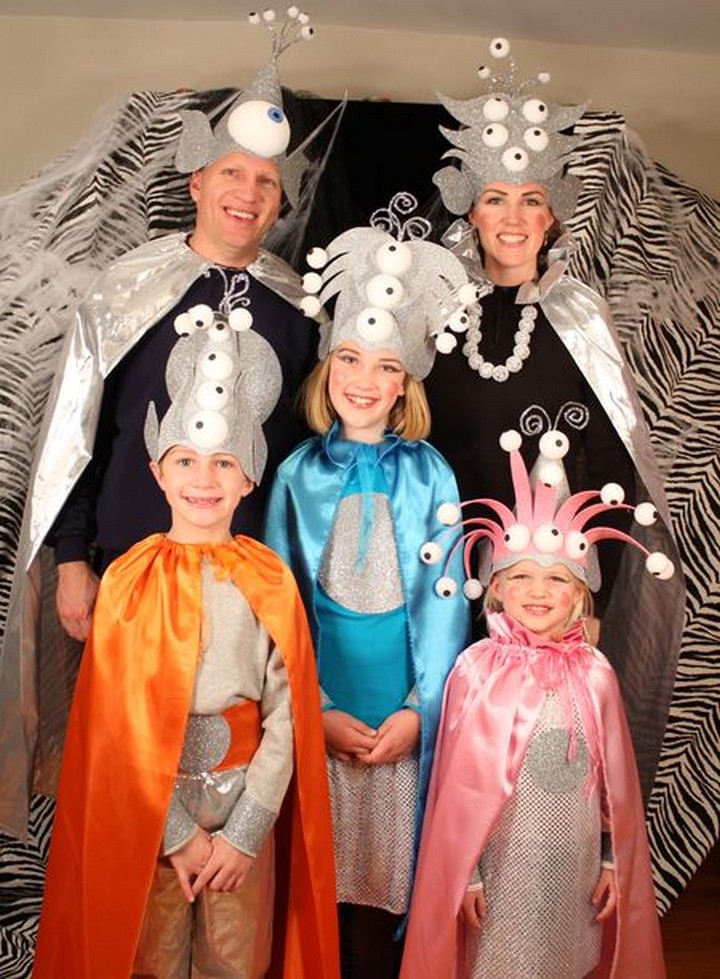 11 DIY Alien Costume Ideas For Space Fans To Try - The Julie Art