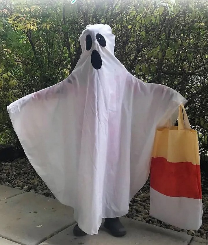 16 DIY Ghost Costume Ideas For Fun Spookiness
