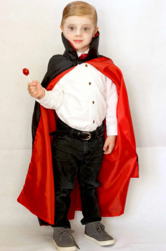 10 DIY Vampire Costume Ideas To Look Like A Blood Thirst - The Julie Art