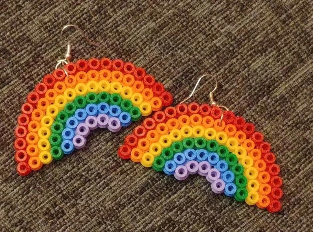 15 Easy Rainbow Perler Beads Patterns For Color Lovers - The Julie Art