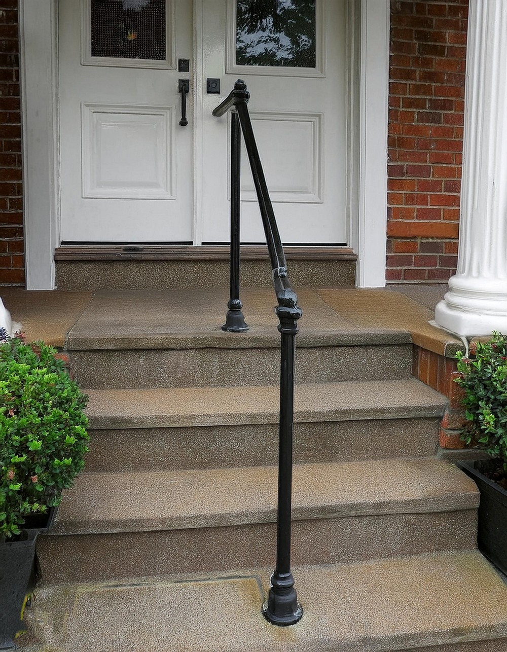 11 Simple Porch Railing Ideas To Stylize Your Outdoor - The Julie Art